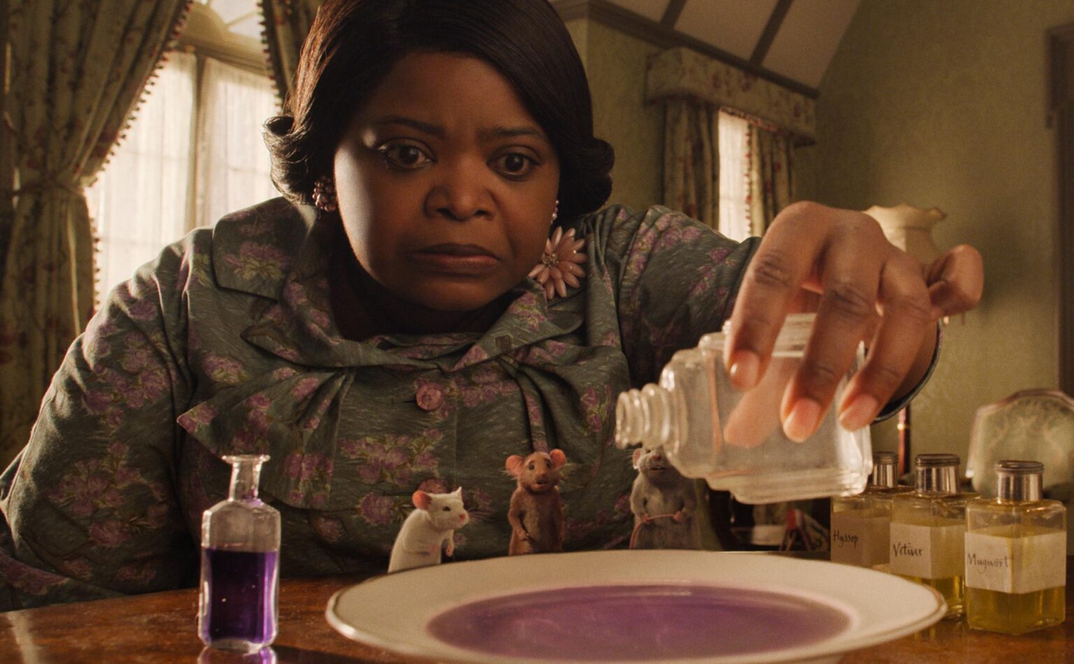 The Witches 2020 review - Movies For Kids